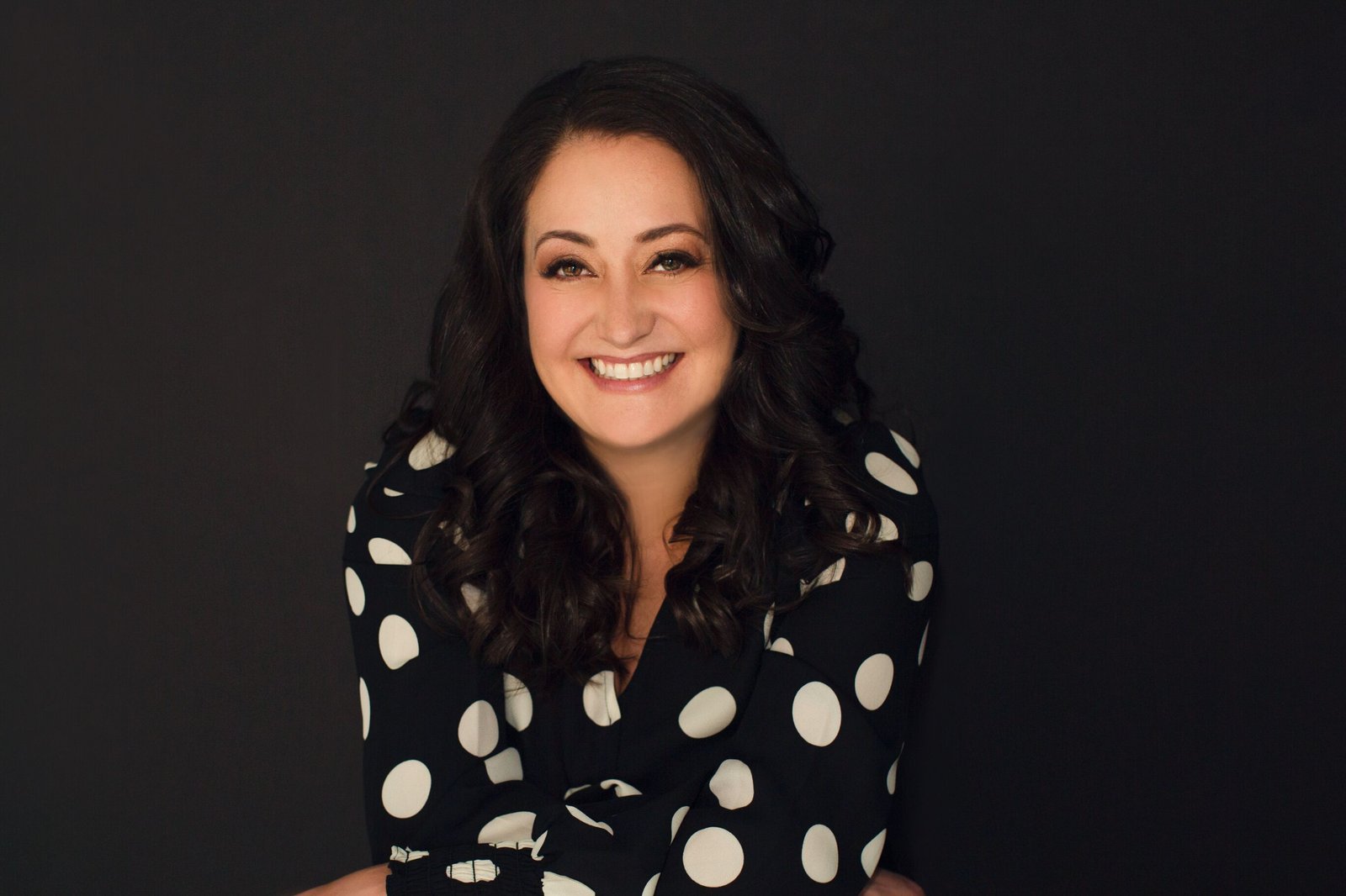 Suzanne Obrien Headshot - Authority Press Wire